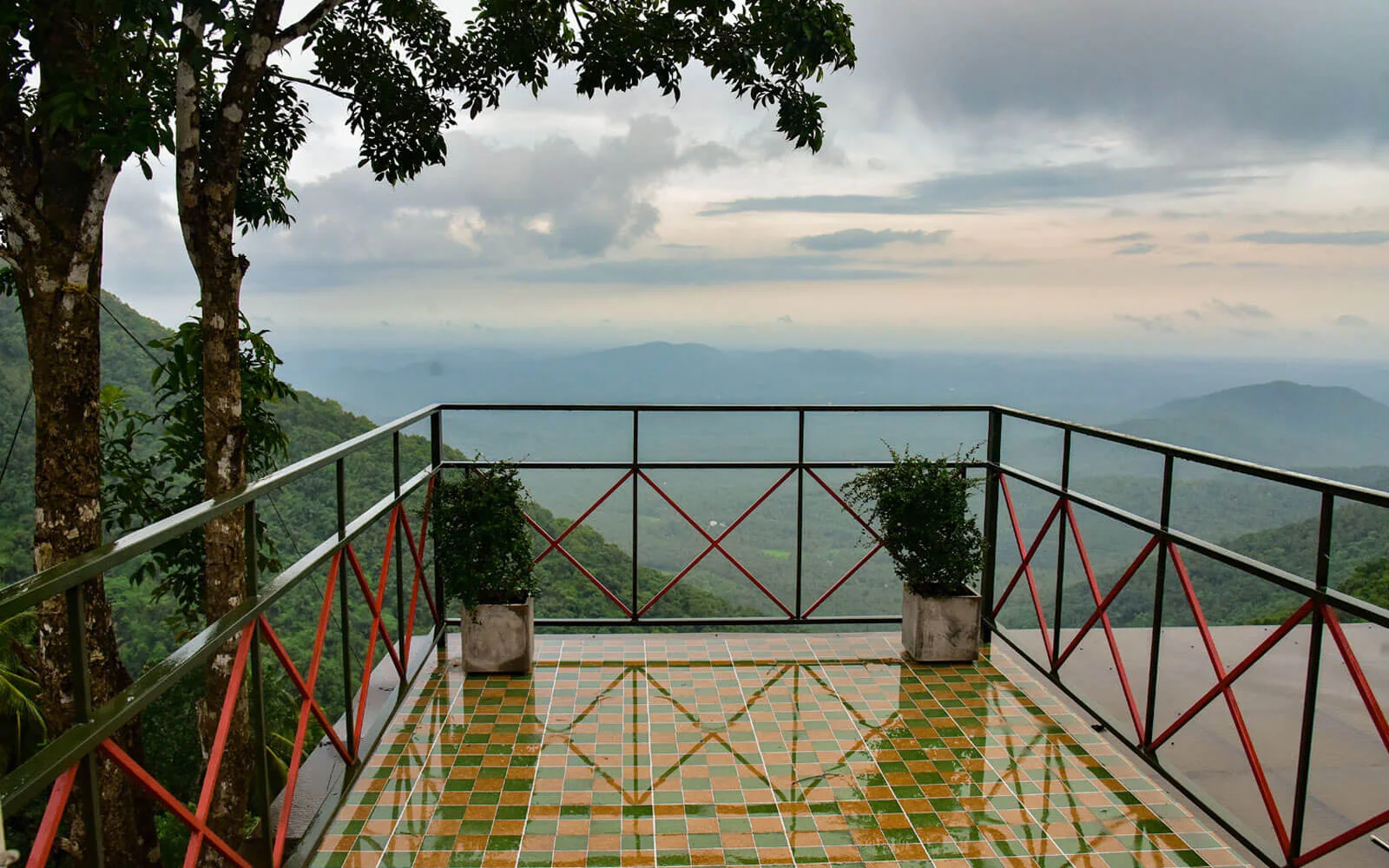 Romantic Getaway: Kozhikode Resorts for Couples